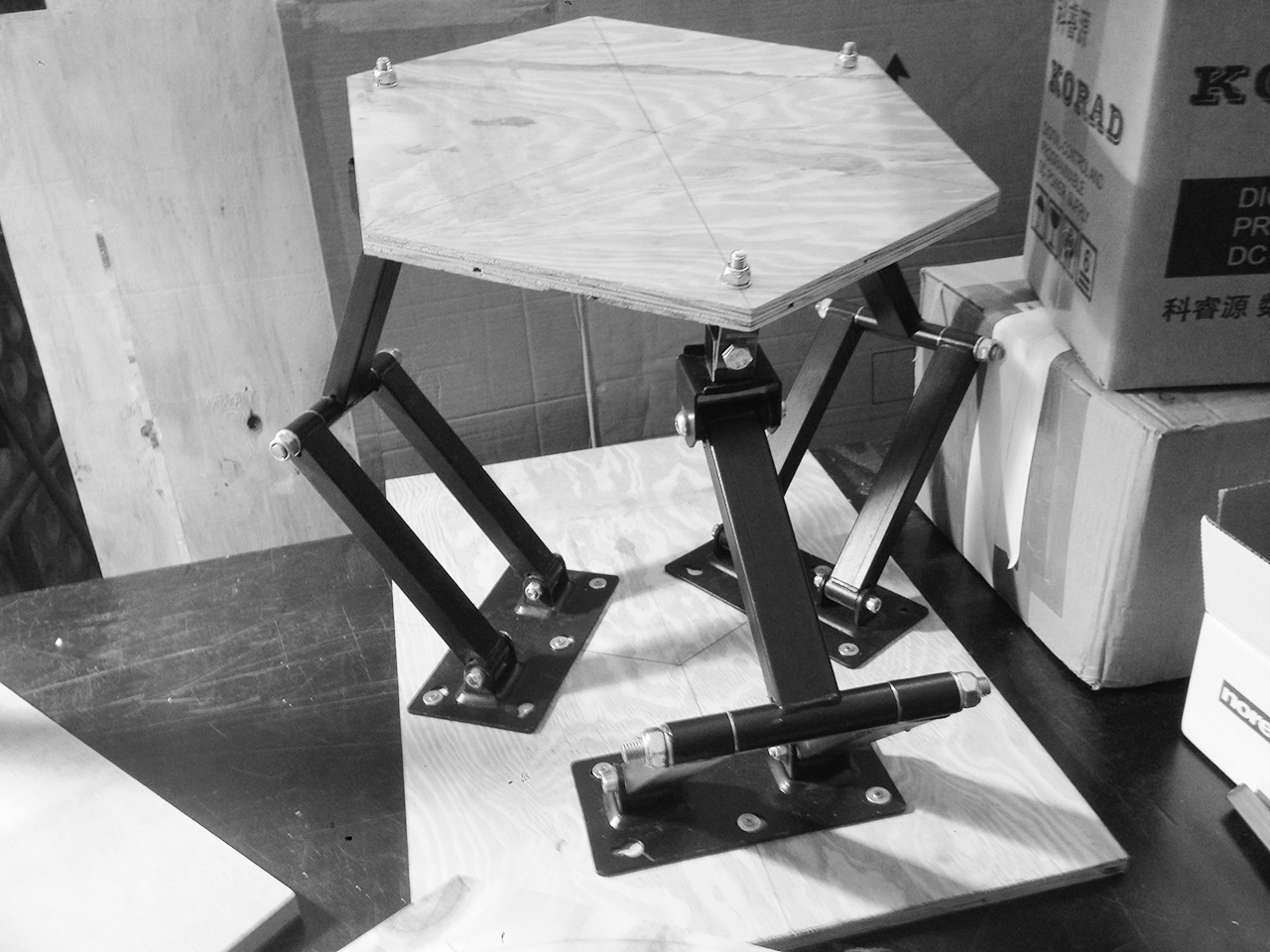 Neoanalog Particle Flow